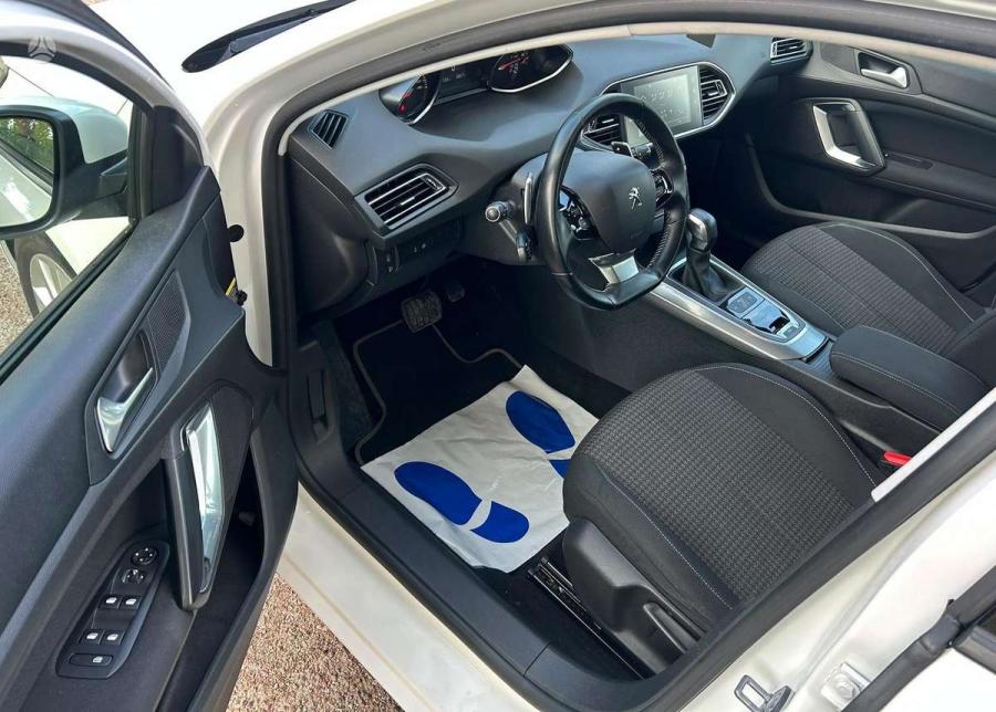 Balts Peugeot 308 2019 Tauragė, ar dzinēja tilpumu 1.50 L un nobraukumu 208 tūkst. km par 6400 €, foto 9 vietnē AUTOMOTO.COM.LV