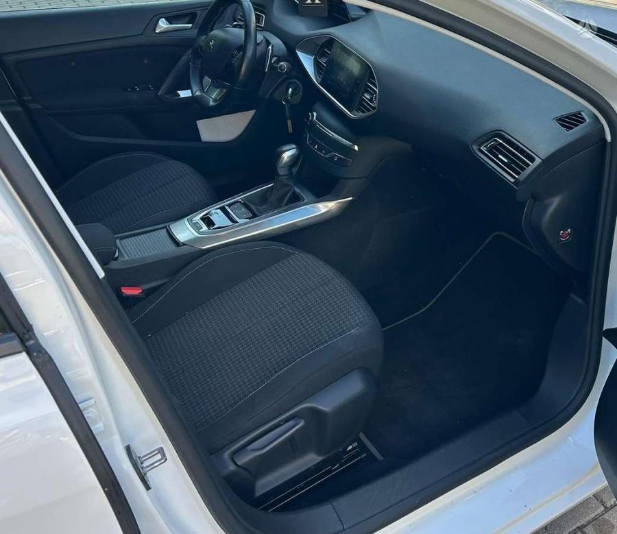 Balts Peugeot 308 2019 Tauragė, ar dzinēja tilpumu 1.50 L un nobraukumu 208 tūkst. km par 6300 €, foto 8 vietnē AUTOMOTO.COM.LV