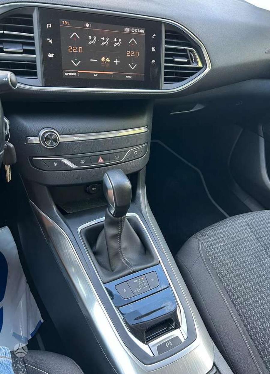 Balts Peugeot 308 2019 Tauragė, ar dzinēja tilpumu 1.50 L un nobraukumu 208 tūkst. km par 6300 €, foto 10 vietnē AUTOMOTO.COM.LV