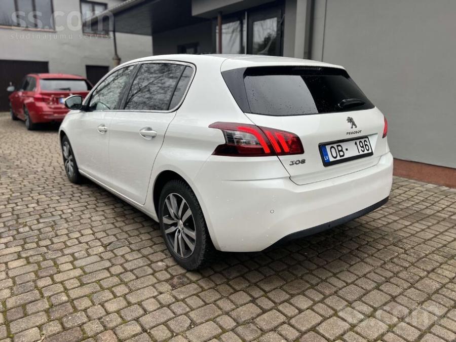 Balts Peugeot 308 2019 Bauska, ar dzinēja tilpumu 1.20 L un nobraukumu 103 tūkst. km par 8900 €, foto 5 vietnē AUTOMOTO.COM.LV