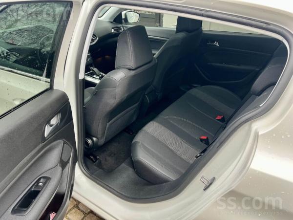Balts Peugeot 308 2019 Bauska, ar dzinēja tilpumu 1.20 L un nobraukumu 103 tūkst. km par 8900 €, foto 8 vietnē AUTOMOTO.COM.LV