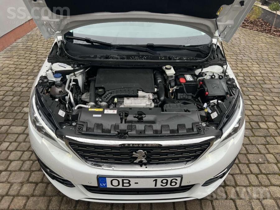 Balts Peugeot 308 2019 Bauska, ar dzinēja tilpumu 1.20 L un nobraukumu 103 tūkst. km par 8900 €, foto 14 vietnē AUTOMOTO.COM.LV