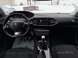 Balts Peugeot 308 2020 Rapla, ar dzinēja tilpumu 1.50 L un nobraukumu 55 tūkst. km par 11990 €, foto 8 vietnē AUTOMOTO.COM.LV