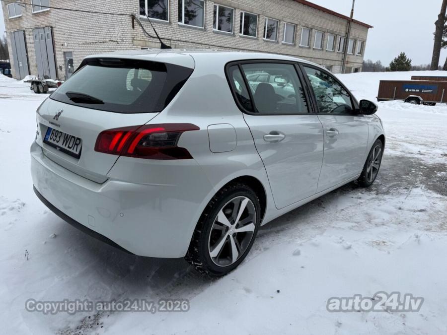 White Peugeot 308 2020 in Rapla, with an engine capacity of 1.50 L and mileage of 55 thousand km for 11990 €, photo 5 on AUTOMOTO.COM.LV