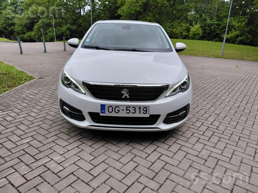 Balts Peugeot 308 2020 Talsi, ar dzinēja tilpumu 1.50 L un nobraukumu 204 tūkst. km par 7200 €, foto 3 vietnē AUTOMOTO.COM.LV
