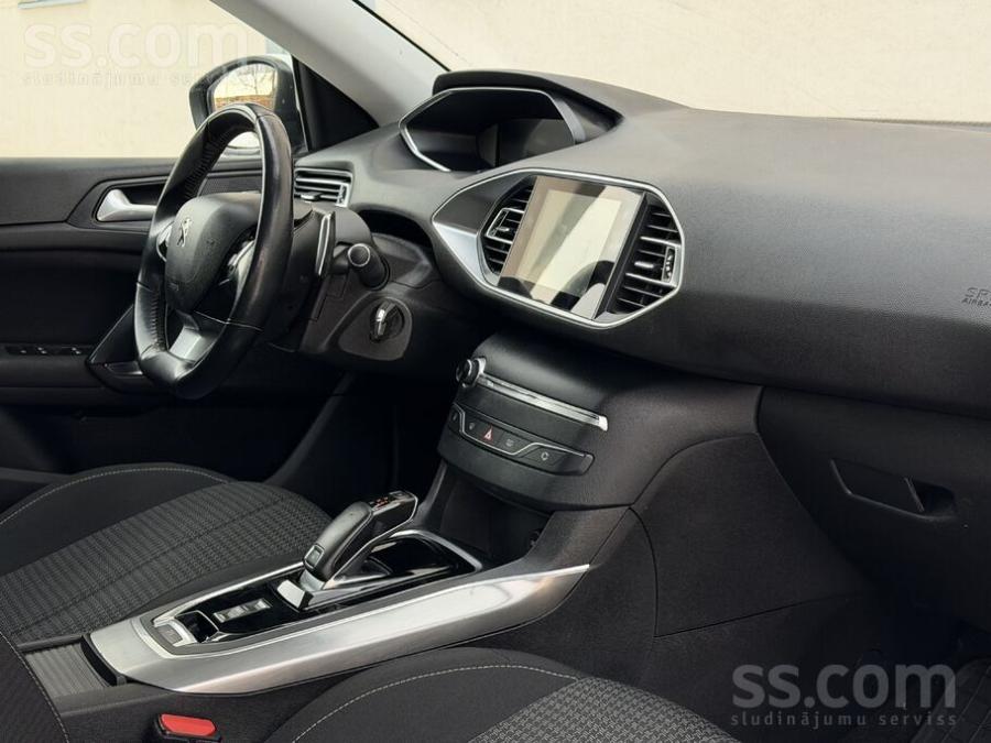 Balts Peugeot 308 2021 Jelgava, ar dzinēja tilpumu 1.50 L un nobraukumu 153 tūkst. km par 8900 €, foto 15 vietnē AUTOMOTO.COM.LV