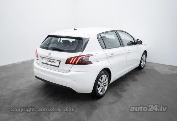 Balts Peugeot 308 2021 Tallina, ar dzinēja tilpumu 1.50 L un nobraukumu 156 tūkst. km par 12999 €, foto 4 vietnē AUTOMOTO.COM.LV