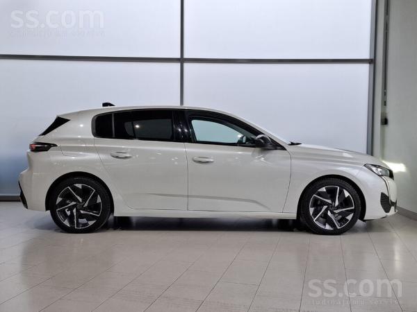 White Peugeot 308 2021 in Riga, with an engine capacity of 1.20 L and mileage of 78 thousand km for 13990 €, photo 5 on AUTOMOTO.COM.LV