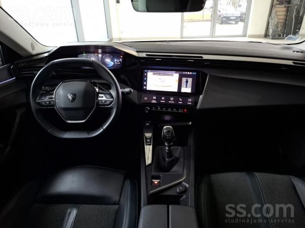 White Peugeot 308 2021 in Riga, with an engine capacity of 1.20 L and mileage of 78 thousand km for 13990 €, photo 7 on AUTOMOTO.COM.LV
