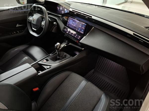 White Peugeot 308 2021 in Riga, with an engine capacity of 1.20 L and mileage of 78 thousand km for 13990 €, photo 8 on AUTOMOTO.COM.LV