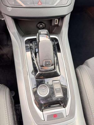 White Peugeot 308 2021 in Vilnius, with an engine capacity of 1.20 L and mileage of 166 thousand km for 7850 €, photo 27 on AUTOMOTO.COM.LV