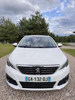 White Peugeot 308 2021 in Vilnius, with an engine capacity of 1.20 L and mileage of 166 thousand km for 7850 €, photo 5 on AUTOMOTO.COM.LV