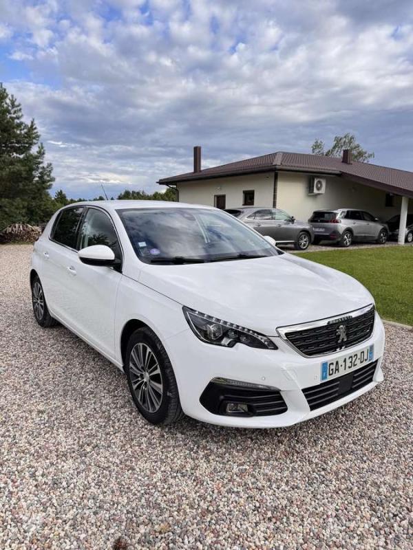 Balts Peugeot 308 2021 Viļņa, ar dzinēja tilpumu 1.20 L un nobraukumu 166 tūkst. km par 7850 €, foto 5 vietnē AUTOMOTO.COM.LV