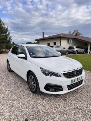 White Peugeot 308 2021 in Vilnius, with an engine capacity of 1.20 L and mileage of 166 thousand km for 7850 €, photo 6 on AUTOMOTO.COM.LV