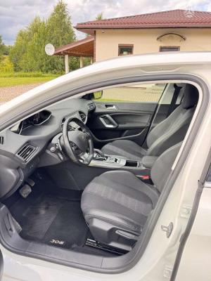 White Peugeot 308 2021 in Vilnius, with an engine capacity of 1.20 L and mileage of 166 thousand km for 7850 €, photo 16 on AUTOMOTO.COM.LV