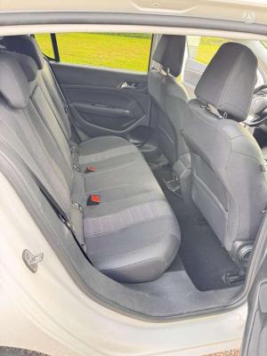 White Peugeot 308 2021 in Vilnius, with an engine capacity of 1.20 L and mileage of 166 thousand km for 7850 €, photo 30 on AUTOMOTO.COM.LV