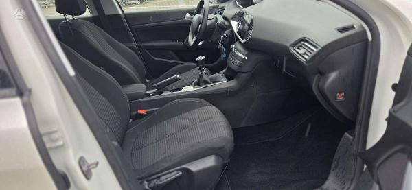 Balts Peugeot 308 2021 Tauragė, ar dzinēja tilpumu 1.50 L un nobraukumu 250 tūkst. km par 5200 €, foto 10 vietnē AUTOMOTO.COM.LV