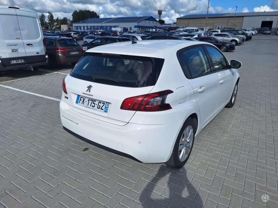 Balts Peugeot 308 2021 Tauragė, ar dzinēja tilpumu 1.50 L un nobraukumu 170 tūkst. km par 6900 €, foto 8 vietnē AUTOMOTO.COM.LV
