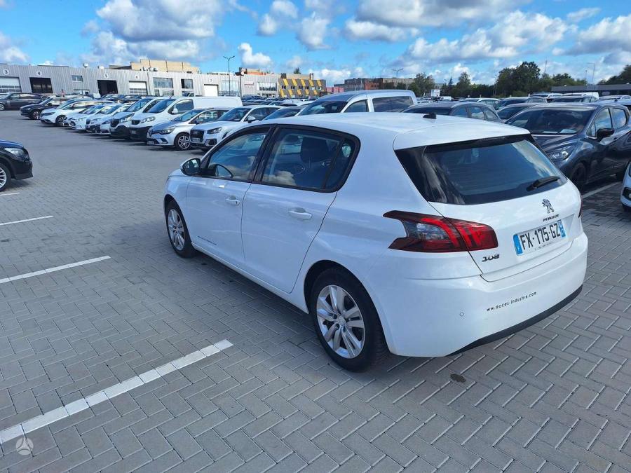 Balts Peugeot 308 2021 Tauragė, ar dzinēja tilpumu 1.50 L un nobraukumu 170 tūkst. km par 6900 €, foto 10 vietnē AUTOMOTO.COM.LV