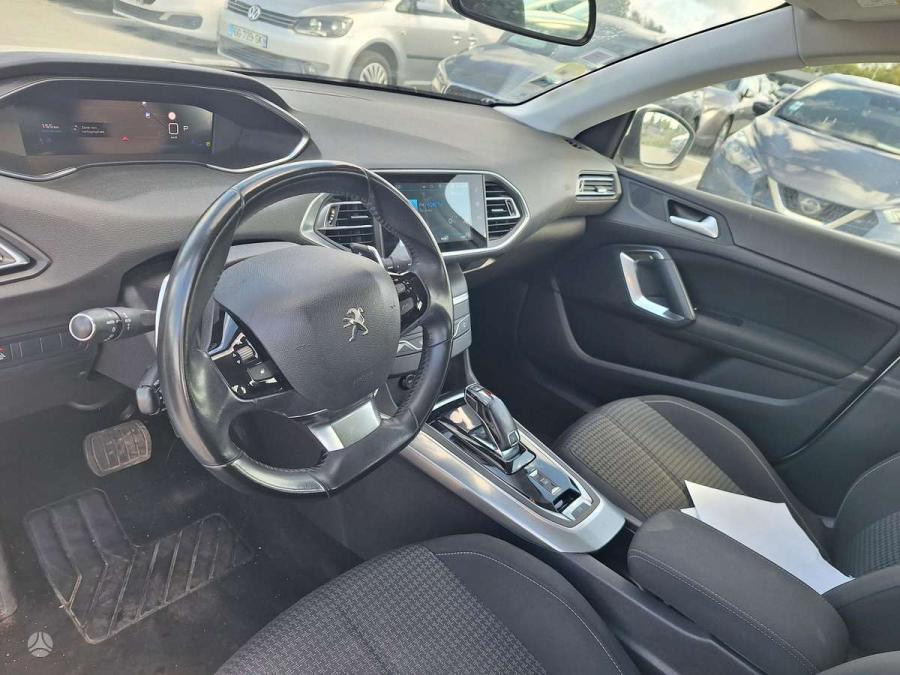 Balts Peugeot 308 2021 Tauragė, ar dzinēja tilpumu 1.50 L un nobraukumu 170 tūkst. km par 6900 €, foto 11 vietnē AUTOMOTO.COM.LV