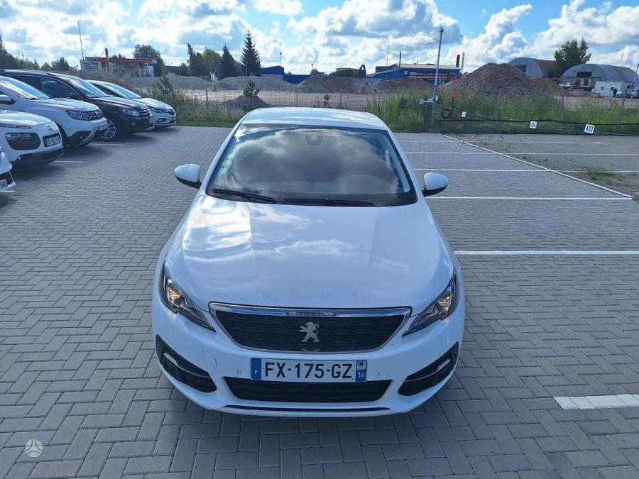 Balts Peugeot 308 2021 Tauragė, ar dzinēja tilpumu 1.50 L un nobraukumu 170 tūkst. km par 6900 €, foto 14 vietnē AUTOMOTO.COM.LV