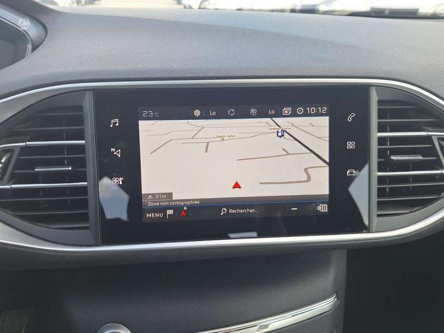 Balts Peugeot 308 2021 Tauragė, ar dzinēja tilpumu 1.50 L un nobraukumu 170 tūkst. km par 6900 €, foto 21 vietnē AUTOMOTO.COM.LV