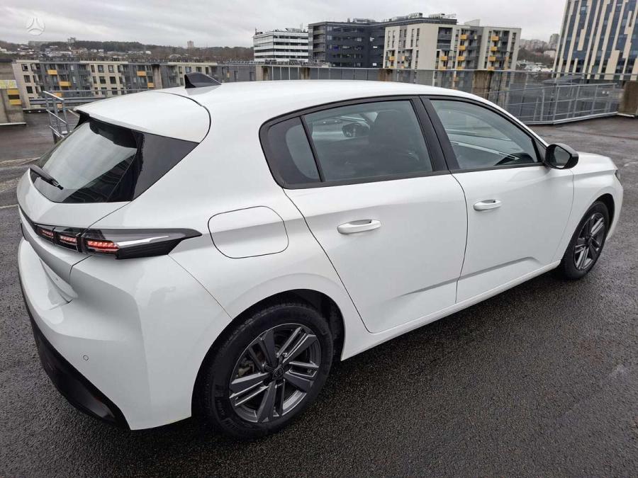 White Peugeot 308 2022 in Vilnius, with an engine capacity of 1.50 L and mileage of 145 thousand km for 11999 €, photo 9 on AUTOMOTO.COM.LV