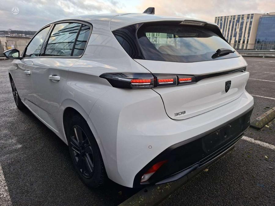 White Peugeot 308 2022 in Vilnius, with an engine capacity of 1.50 L and mileage of 145 thousand km for 11999 €, photo 11 on AUTOMOTO.COM.LV