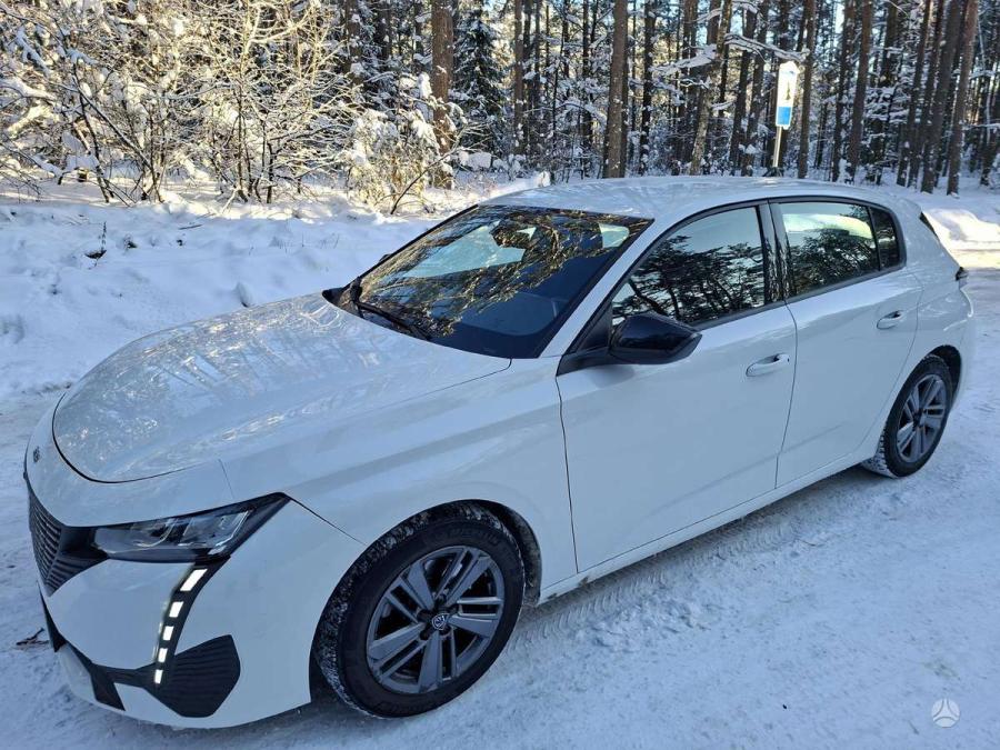 White Peugeot 308 2022 in Vilnius, with an engine capacity of 1.50 L and mileage of 147 thousand km for 12200 €, photo 3 on AUTOMOTO.COM.LV