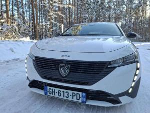 White Peugeot 308 2022 in Vilnius, with an engine capacity of 1.50 L and mileage of 147 thousand km for 12200 €, photo 11 on AUTOMOTO.COM.LV