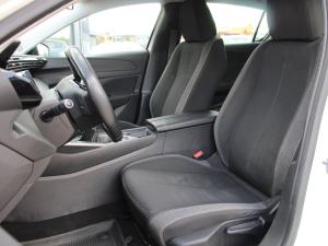 Balts Peugeot 308 2022 Viļņa, ar dzinēja tilpumu 1.20 L un nobraukumu 115 tūkst. km par 9990 €, foto 12 vietnē AUTOMOTO.COM.LV