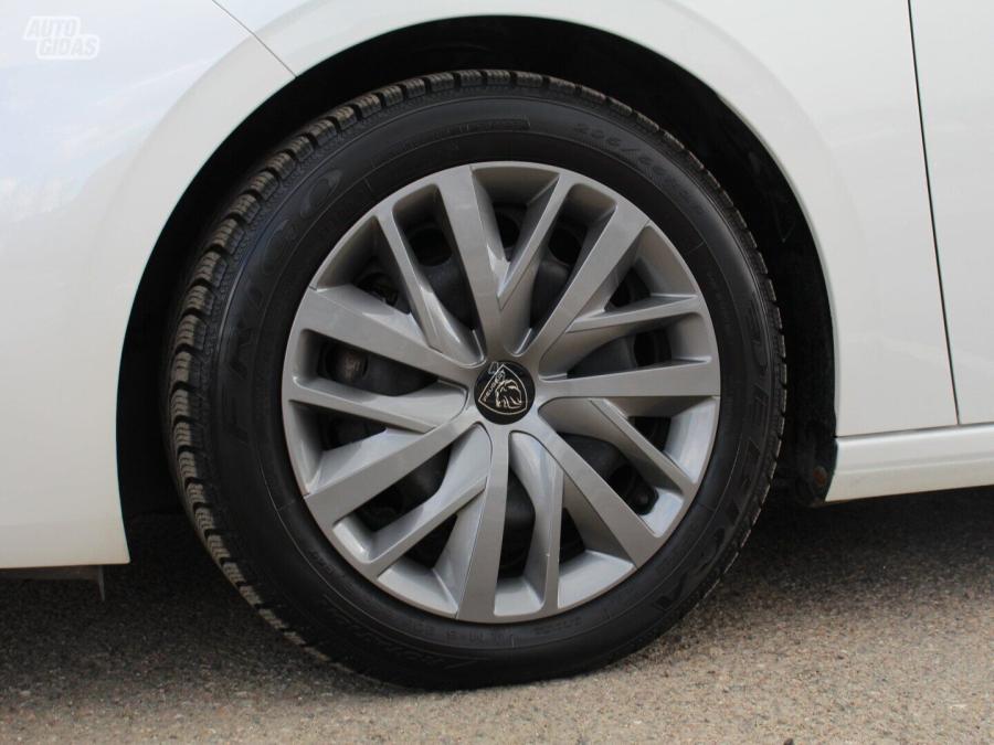 Balts Peugeot 308 2022 Viļņa, ar dzinēja tilpumu 1.20 L un nobraukumu 115 tūkst. km par 9990 €, foto 19 vietnē AUTOMOTO.COM.LV