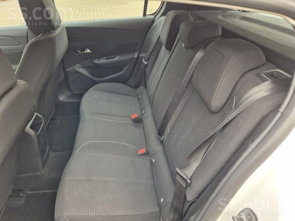 White Peugeot 308 2022 in Liepaja, with an engine capacity of 1.50 L and mileage of 146 thousand km for 10950 €, photo 9 on AUTOMOTO.COM.LV