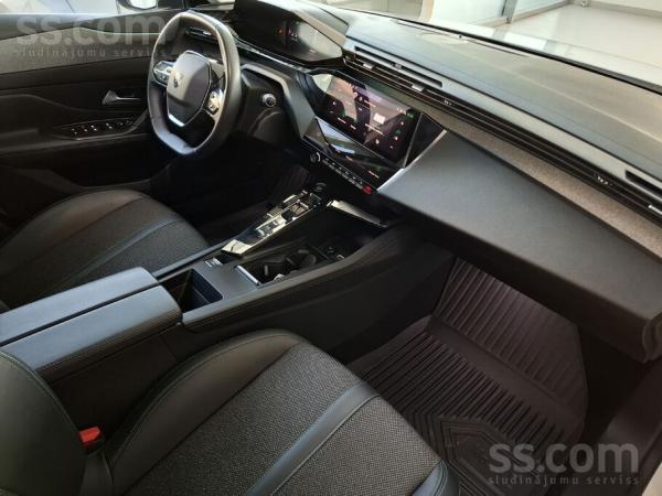 Белый Пежо 308 2022 в Рига, объемом двигателя 1.20 л и пробегом 57 тыс. км за 14990 €, фото 8 на AUTOMOTO.COM.LV