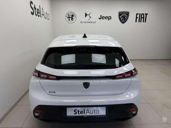 White Peugeot 308 2022 in Vilnius, with an engine capacity of 1.20 L and mileage of 79 thousand km for 12390 €, photo 7 on AUTOMOTO.COM.LV