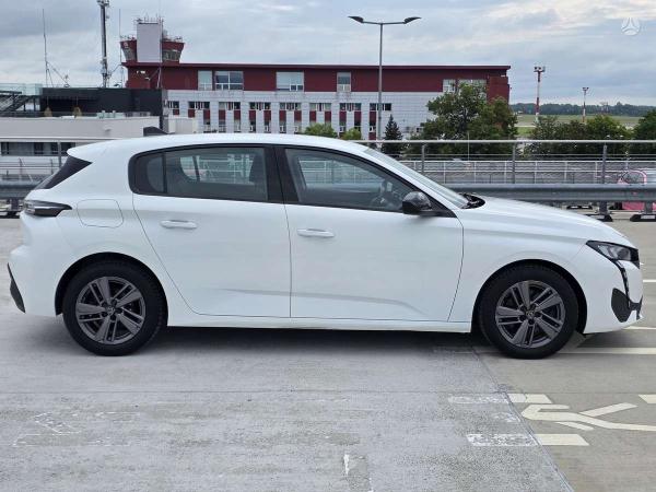 White Peugeot 308 2022 in Vilnius, with an engine capacity of 1.50 L and mileage of 111 thousand km for 13490 €, photo 6 on AUTOMOTO.COM.LV