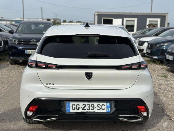 White Peugeot 308 2022 in Vilnius, with an engine capacity of 1.20 L and mileage of 148 thousand km for 12099 €, photo 6 on AUTOMOTO.COM.LV