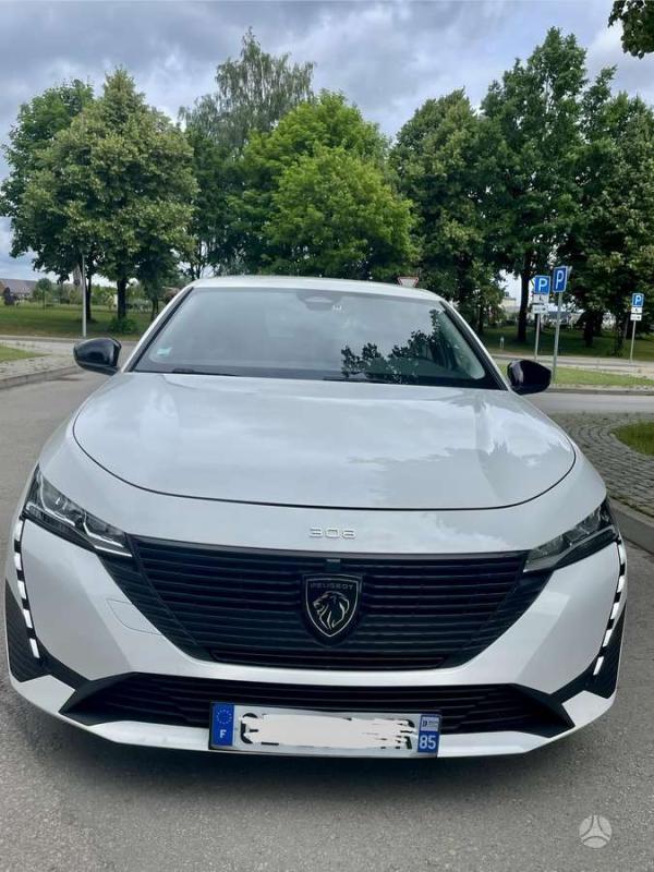 White Peugeot 308 2023 in Taurage, with an engine capacity of 1.50 L and mileage of 190 thousand km for 8900 €, photo 1 on AUTOMOTO.COM.LV
