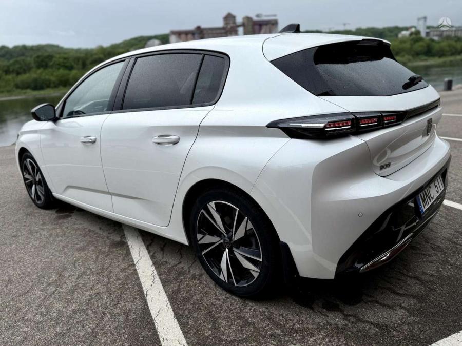 Balts Peugeot 308 2023 Kauņa, ar dzinēja tilpumu 1.20 L un nobraukumu 30 tūkst. km par 19300 €, foto 4 vietnē AUTOMOTO.COM.LV