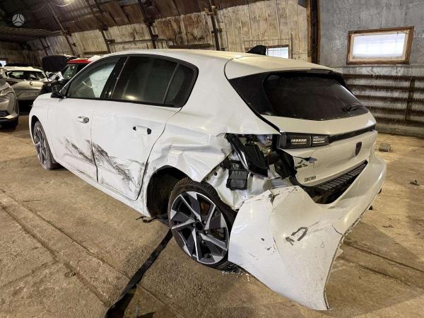 White Peugeot 308 2024 in Kaunas, with an engine capacity of 1.50 L and mileage of 37 thousand km for 9400 €, photo 5 on AUTOMOTO.COM.LV
