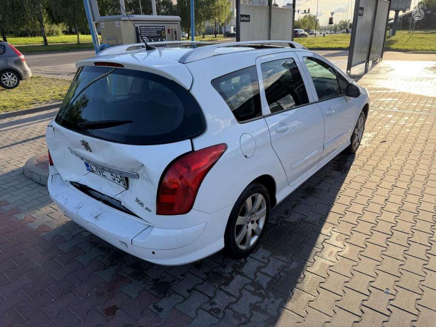 Balts Peugeot 308 2010 Kauņa, ar dzinēja tilpumu 1.56 L un nobraukumu 206 tūkst. km par 899 €, foto 7 vietnē AUTOMOTO.COM.LV