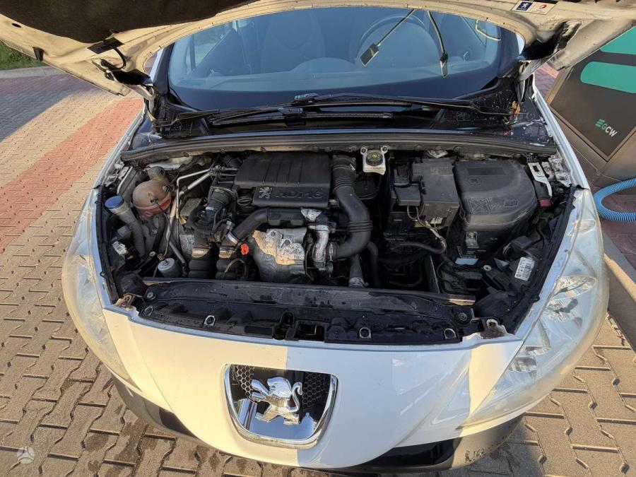 Balts Peugeot 308 2010 Kauņa, ar dzinēja tilpumu 1.56 L un nobraukumu 206 tūkst. km par 899 €, foto 9 vietnē AUTOMOTO.COM.LV