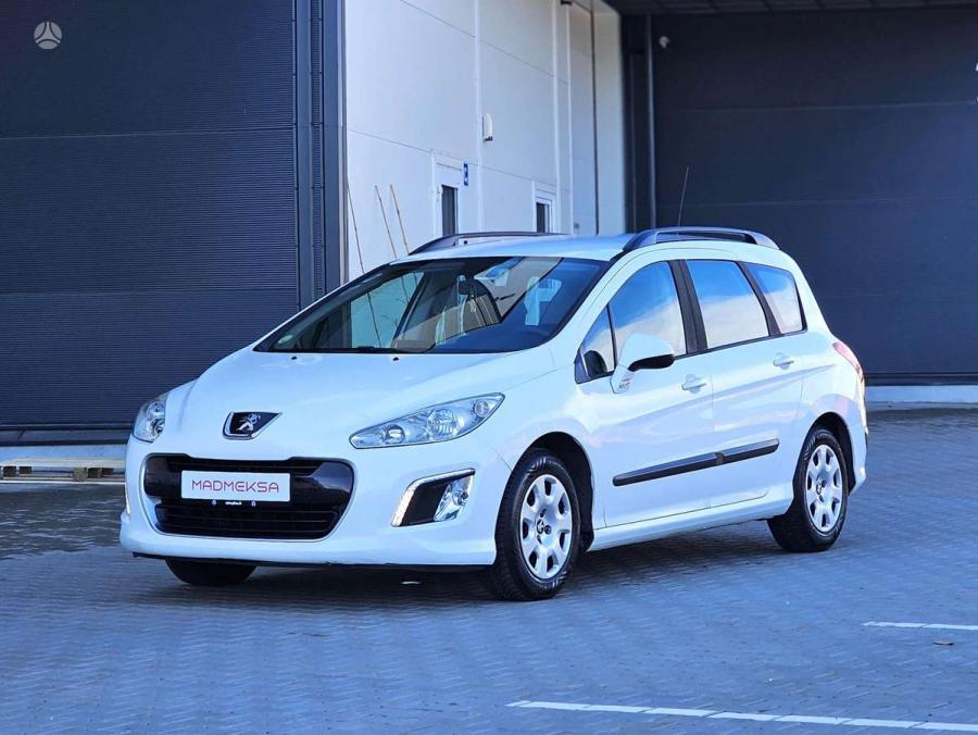 Balts Peugeot 308 2012 Viļņa, ar dzinēja tilpumu 1.56 L un nobraukumu 236 tūkst. km par 2750 €, foto 16 vietnē AUTOMOTO.COM.LV