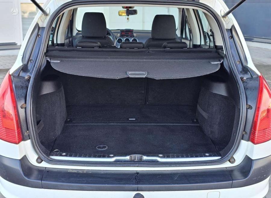 Balts Peugeot 308 2012 Viļņa, ar dzinēja tilpumu 1.56 L un nobraukumu 236 tūkst. km par 2750 €, foto 17 vietnē AUTOMOTO.COM.LV