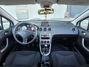 Balts Peugeot 308 2012 Viļņa, ar dzinēja tilpumu 1.56 L un nobraukumu 236 tūkst. km par 2750 €, foto 18 vietnē AUTOMOTO.COM.LV