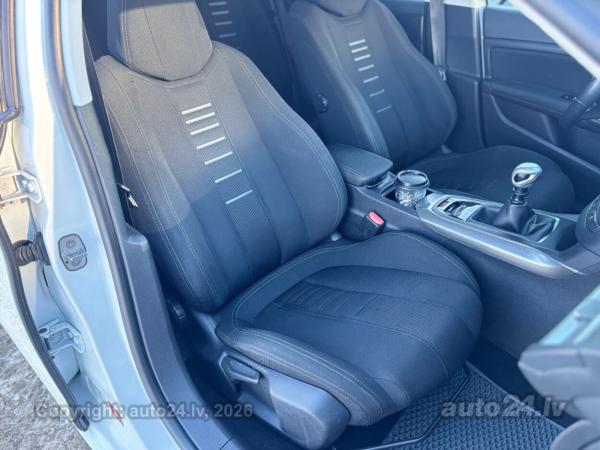 Balts Peugeot 308 2014 Tallina, ar dzinēja tilpumu 1.60 L un nobraukumu 293 tūkst. km par 4490 €, foto 11 vietnē AUTOMOTO.COM.LV