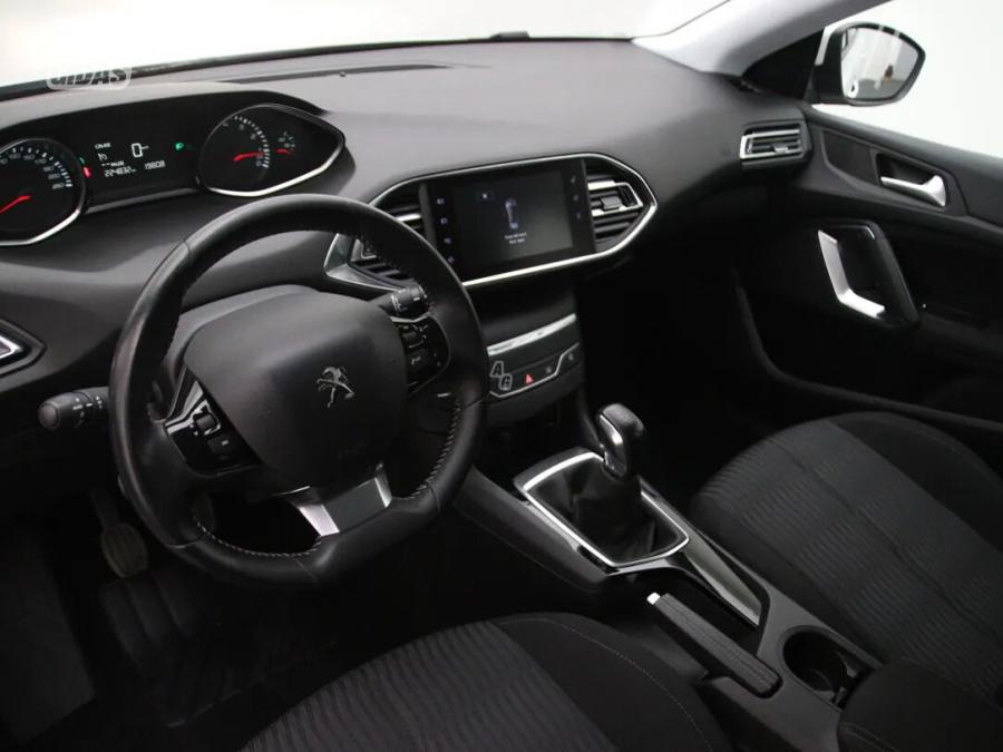 White Peugeot 308 2014 in Vilnius, with an engine capacity of 1.20 L and mileage of 225 thousand km for 4599 €, photo 17 on AUTOMOTO.COM.LV