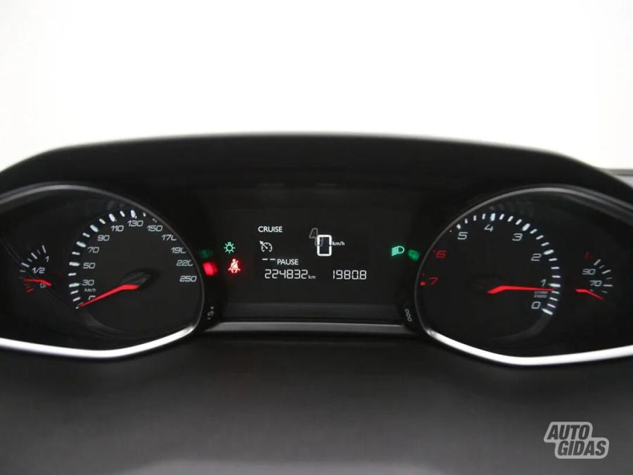 White Peugeot 308 2014 in Vilnius, with an engine capacity of 1.20 L and mileage of 225 thousand km for 4599 €, photo 20 on AUTOMOTO.COM.LV