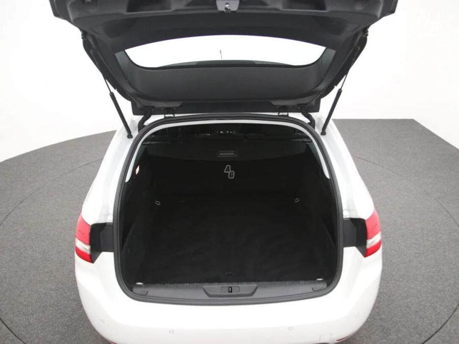White Peugeot 308 2014 in Vilnius, with an engine capacity of 1.20 L and mileage of 225 thousand km for 4599 €, photo 31 on AUTOMOTO.COM.LV