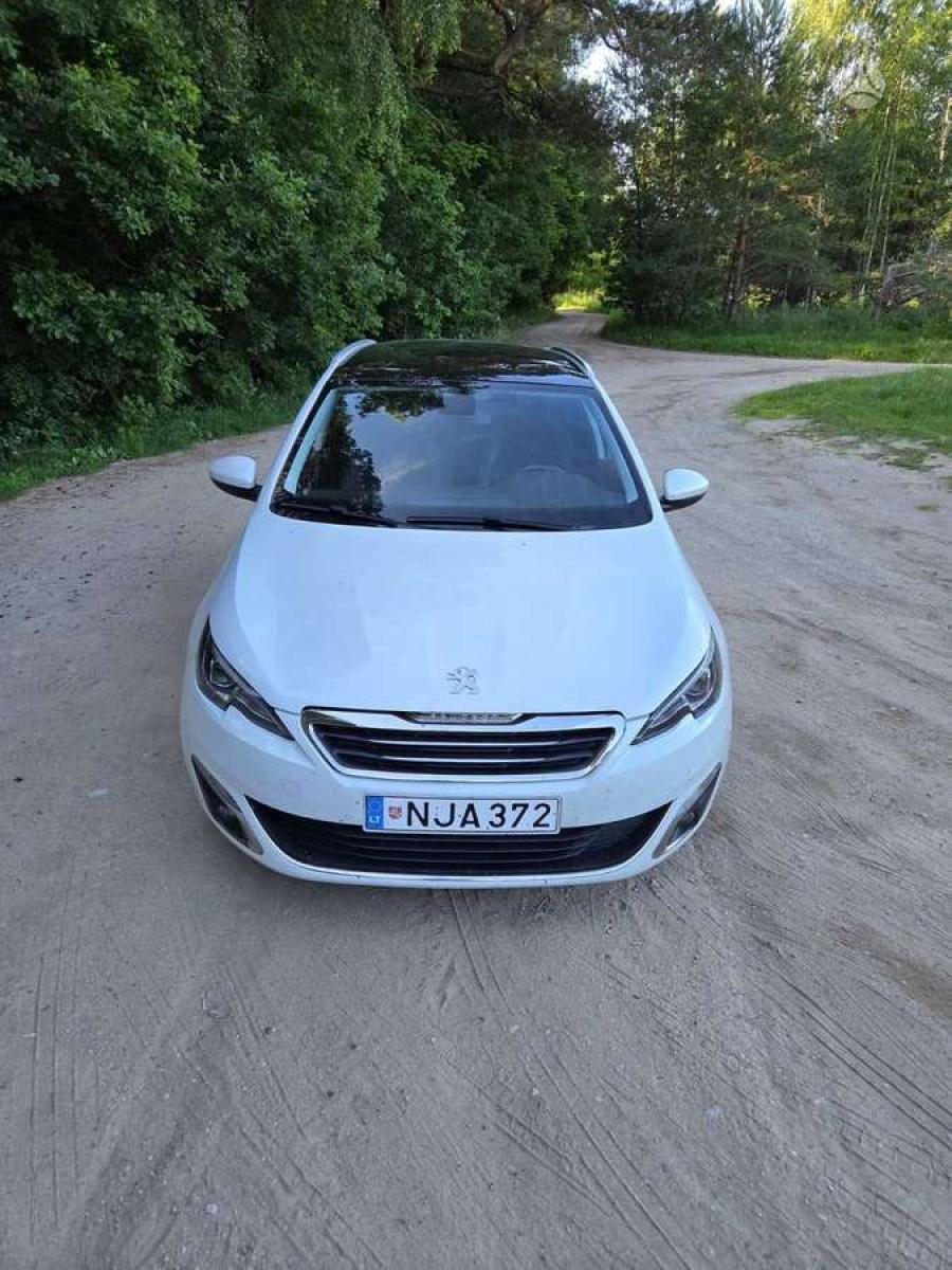 Balts Peugeot 308 2014 Tauragė, ar dzinēja tilpumu 2.00 L un nobraukumu 250 tūkst. km par 5200 €, foto 1 vietnē AUTOMOTO.COM.LV